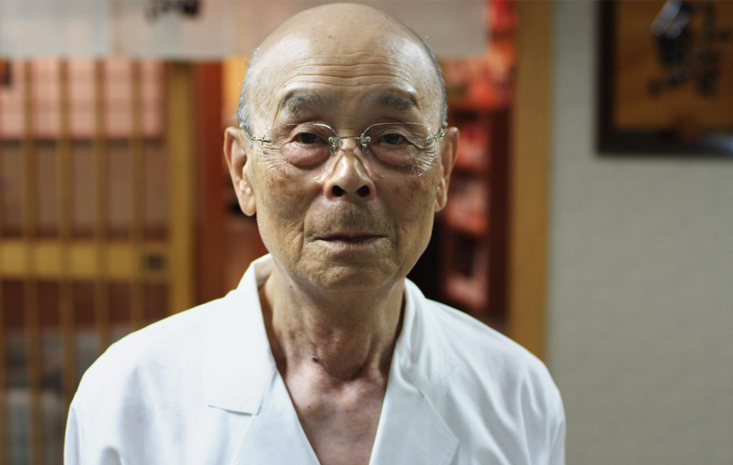 Sukiyabashi Jiro: the legacy of Jiro Ono, first three-star sushi master ...