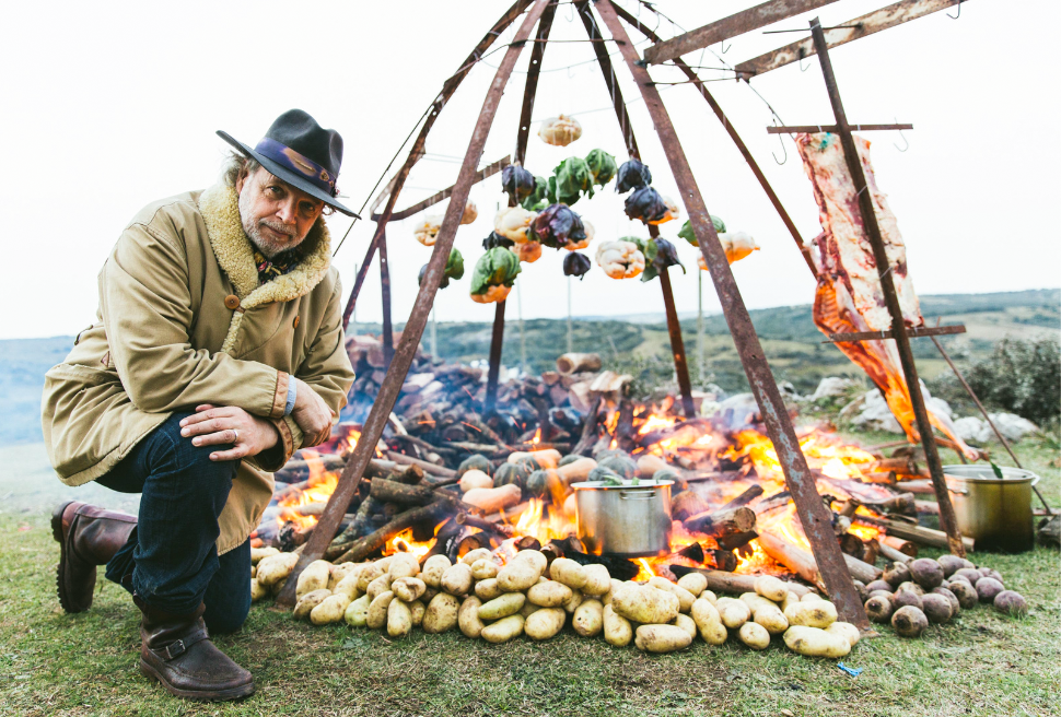 Francis Mallmann, il re del fuoco che a 66 anni cucina su un'isola ...