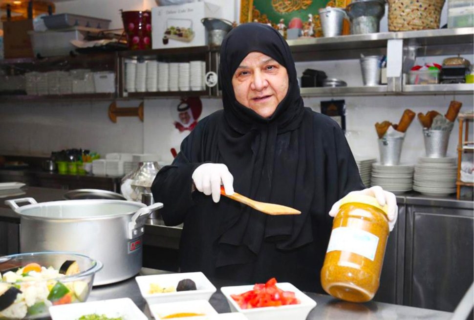 Shams Al-Qassabi, la prima donna che è diventata una top chef in Qatar | Ultime notizie ...