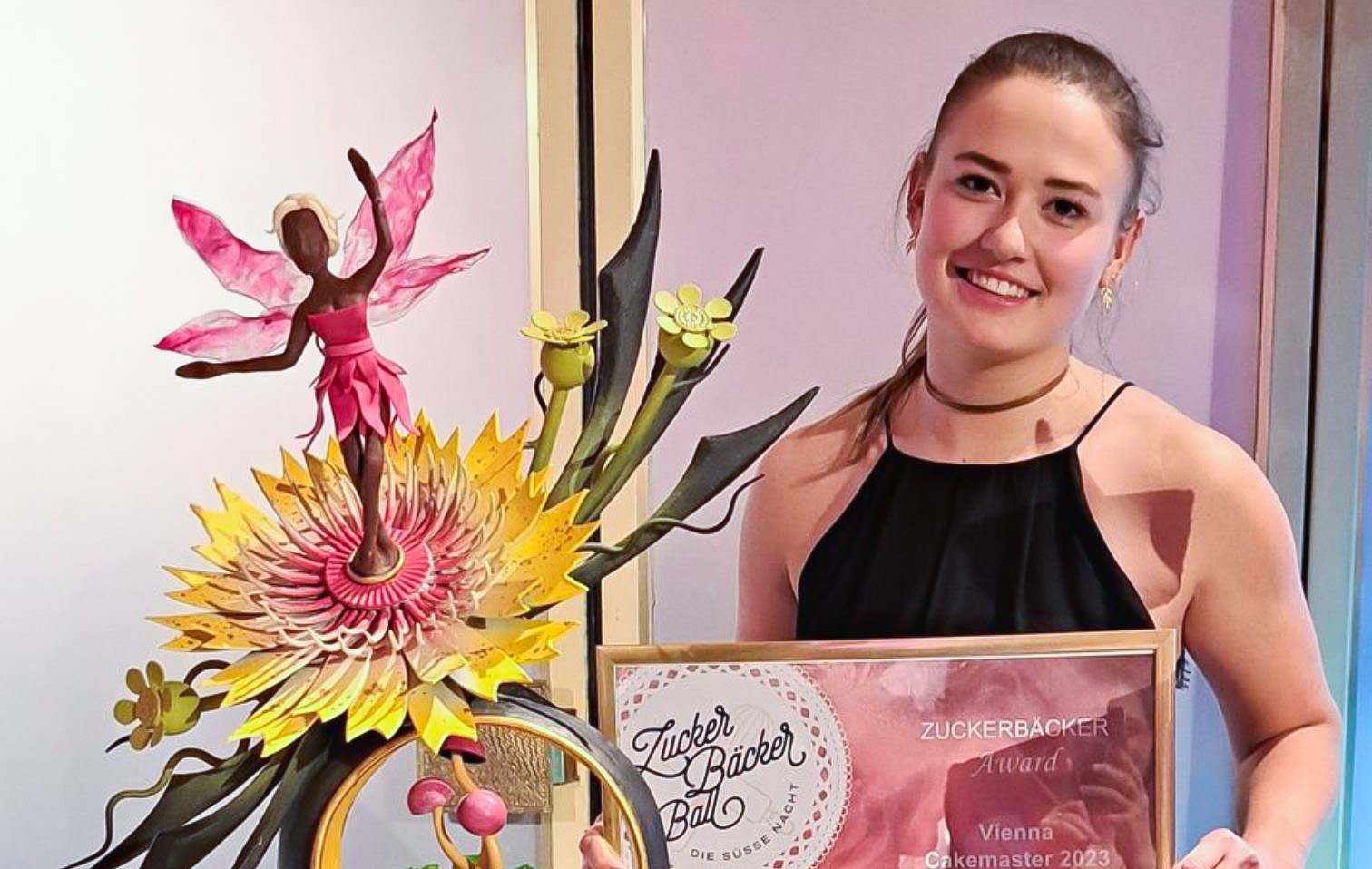 Anna Saurer: The Story of the 23-Year-Old Elected Best Young Pastry ...