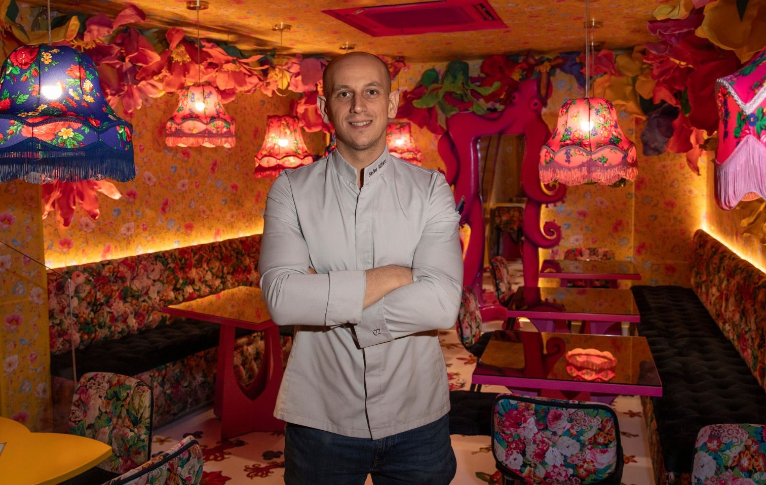 Restaurant salaries: Perspective from a well-known chef "Cashiers are ...