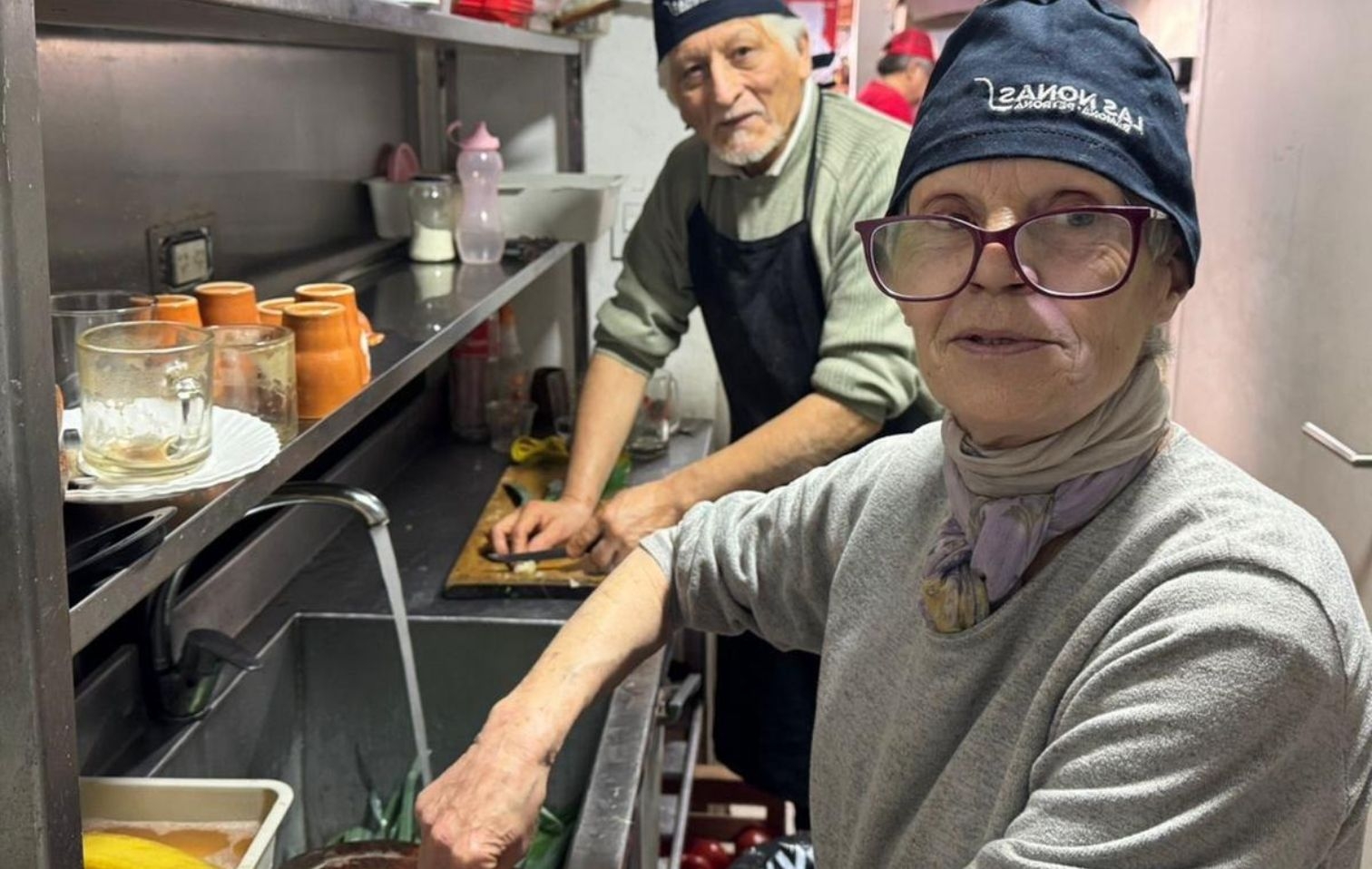 Abuela Maruca, the restaurant that hires retirees: “They are more ...