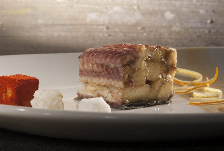 Ricetta Anguilla con salsa agli agrumi, patate al limone, caramelle ...